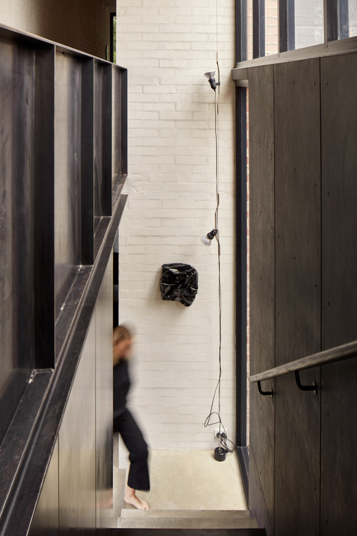 brick house - studio roam